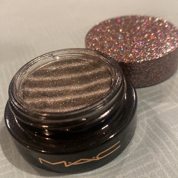 MAC Cosmetics | Makeup | Mac Stars Align Spellbinder Eyeshadow | Poshmark